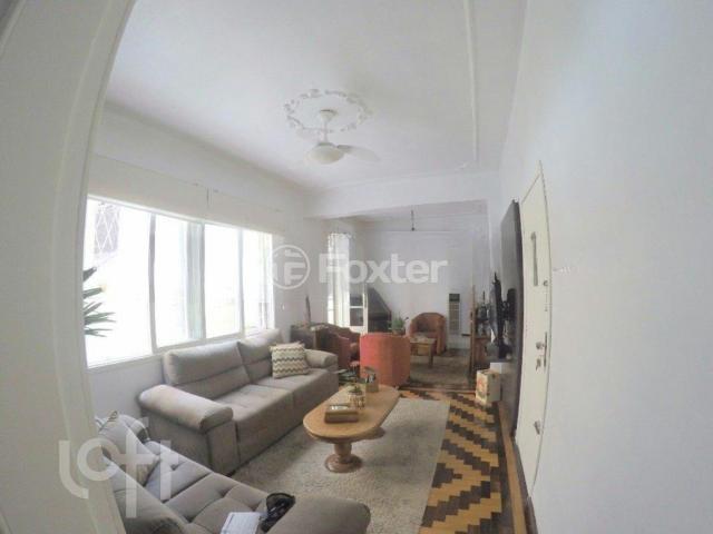 Apartamento com 3 dormitórios em Porto Alegre
