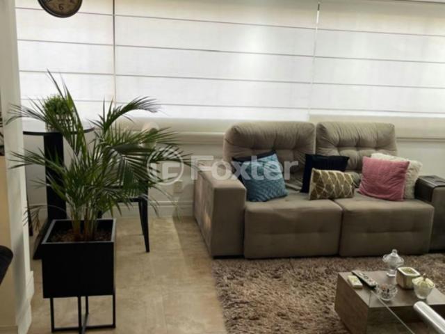 Apartamento com 3 dormitórios em Porto Alegre