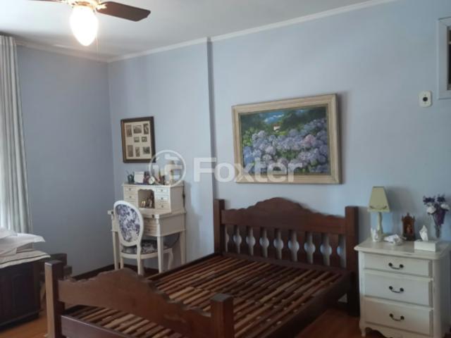 Apartamento com 3 dormitórios em Porto Alegre