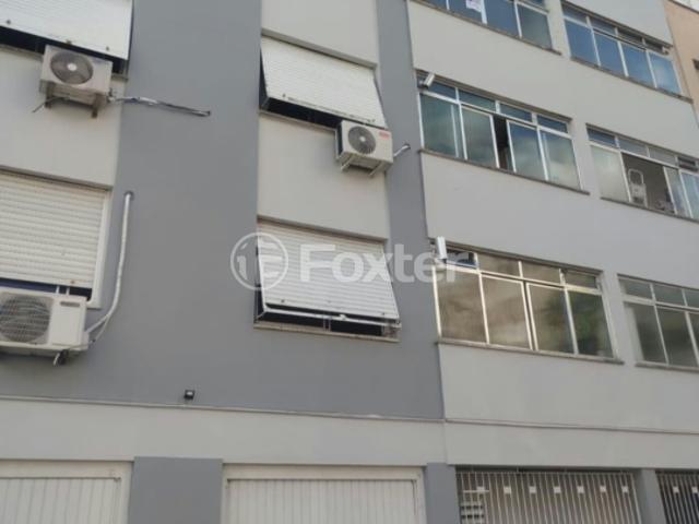 Apartamento com 3 dormitórios em Porto Alegre