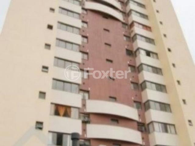 Apartamento com 3 dormitórios em Porto Alegre