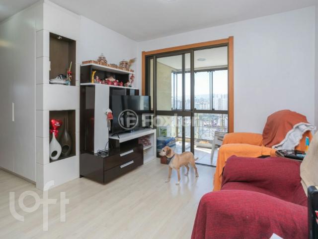 Apartamento com 3 dormitórios em Porto Alegre