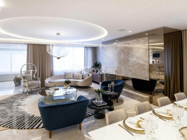 Apartamento com 3 dormitórios em Porto Alegre