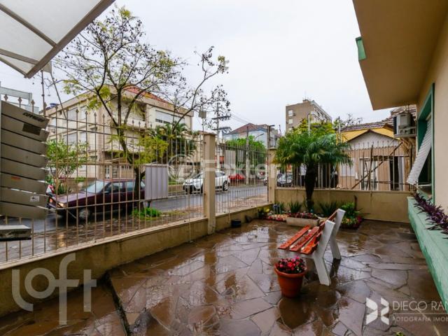Apartamento com 3 dormitórios em Porto Alegre