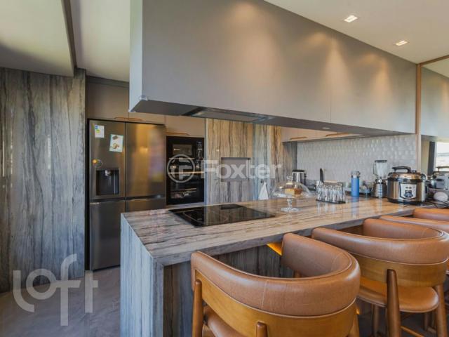 Apartamento com 3 dormitórios em Porto Alegre