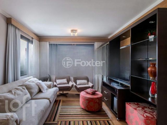 Apartamento com 3 dormitórios em Porto Alegre
