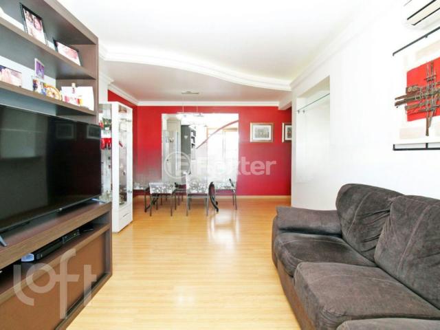 Apartamento com 3 dormitórios em Porto Alegre