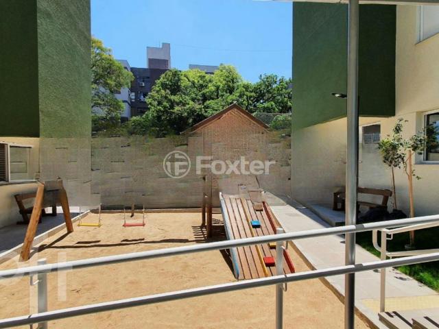 Apartamento com 3 dormitórios em Porto Alegre
