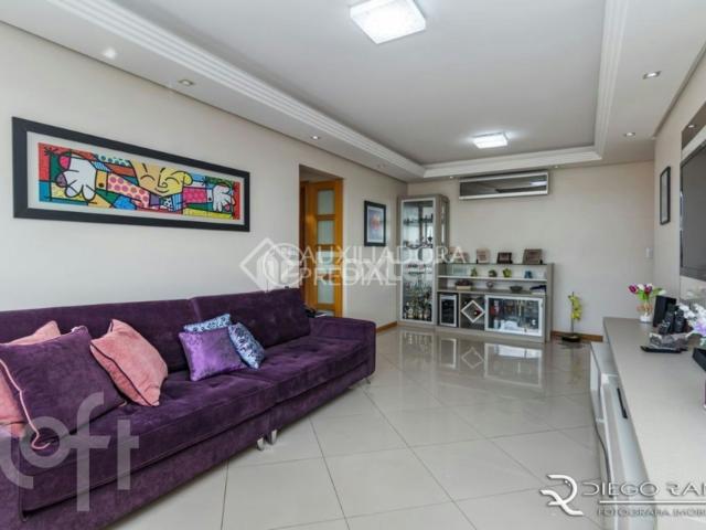 Apartamento com 3 dormitórios em Porto Alegre