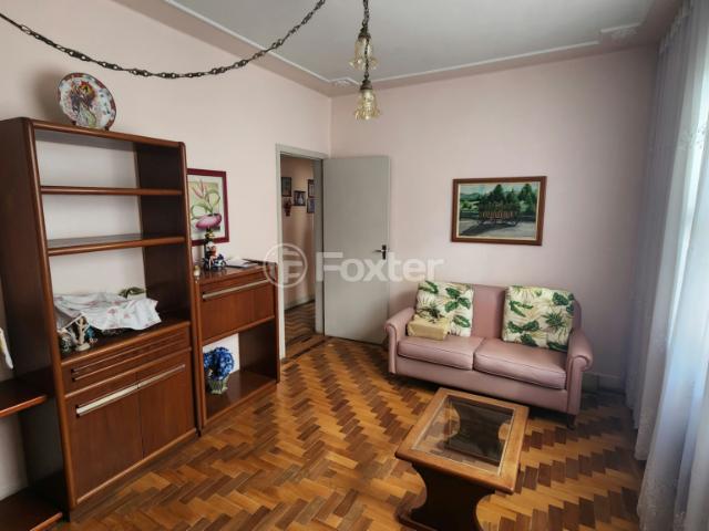 Apartamento com 3 dormitórios em Porto Alegre