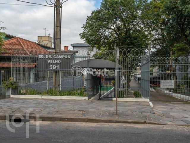 Apartamento com 3 dormitórios em Porto Alegre