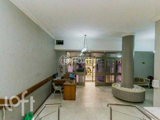 Apartamento com 3 dormitórios em Porto Alegre