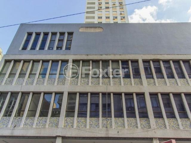 Apartamento com 3 dormitórios em Porto Alegre
