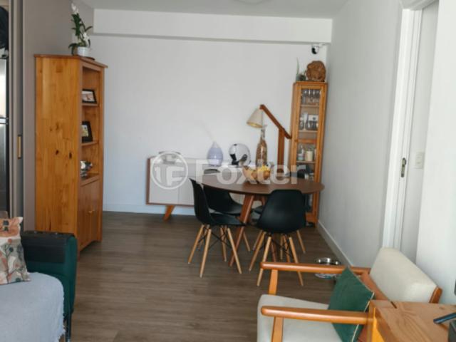 Apartamento com 3 dormitórios em Porto Alegre