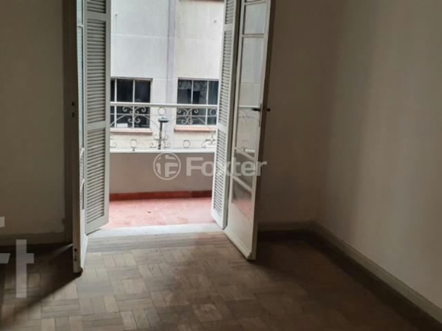 Apartamento com 3 dormitórios em Porto Alegre