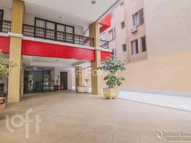 Apartamento com 3 dormitórios em Porto Alegre