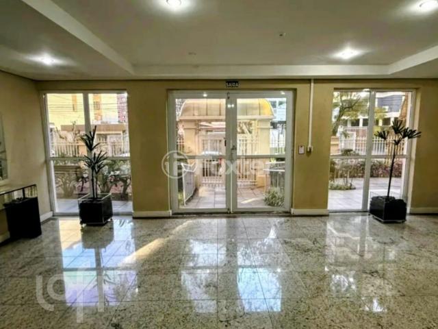 Apartamento com 3 dormitórios em Porto Alegre