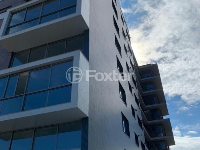 Apartamento com 3 dormitórios em Porto Alegre