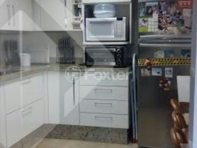 Apartamento com 3 dormitórios em Porto Alegre