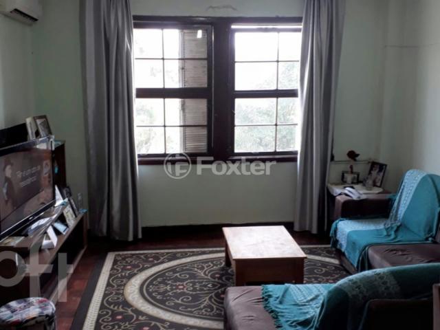 Apartamento com 3 dormitórios em Porto Alegre