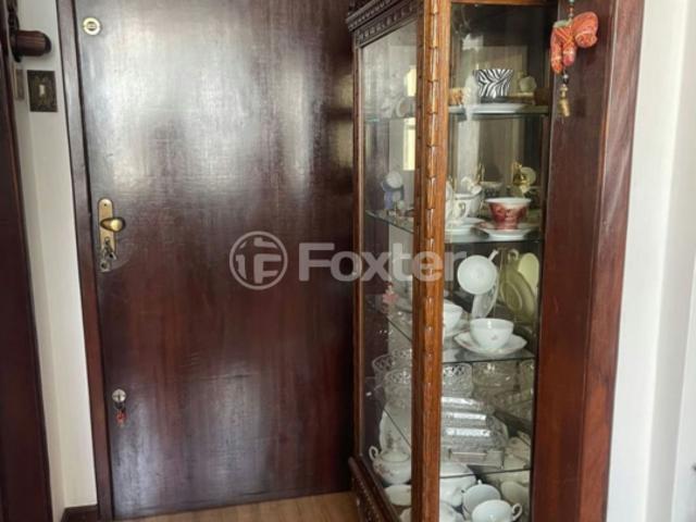 Apartamento com 3 dormitórios em Porto Alegre