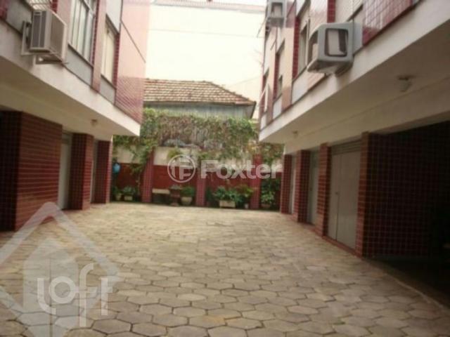 Apartamento com 3 dormitórios em Porto Alegre