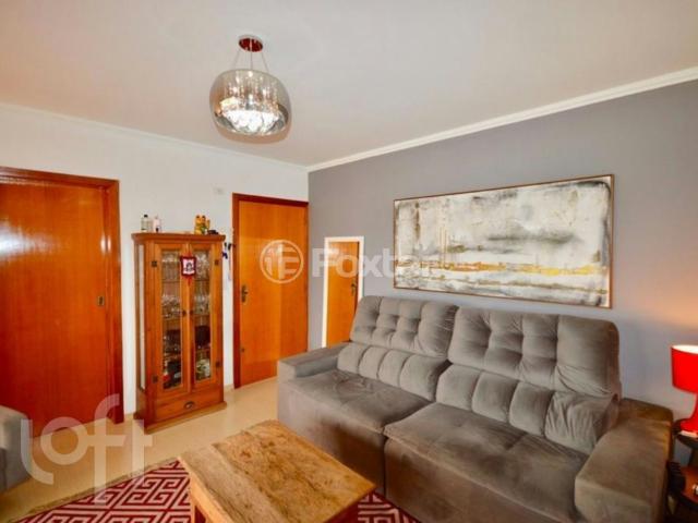 Apartamento com 3 dormitórios em Porto Alegre