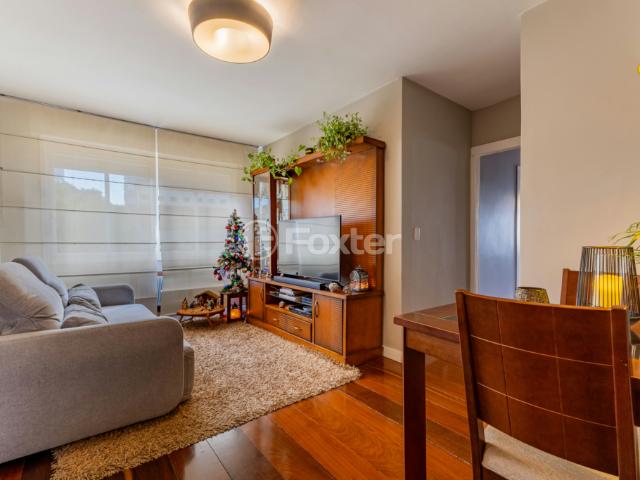Apartamento com 3 dormitórios em Porto Alegre