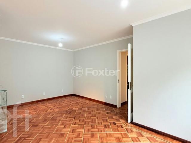Apartamento com 3 dormitórios em Porto Alegre