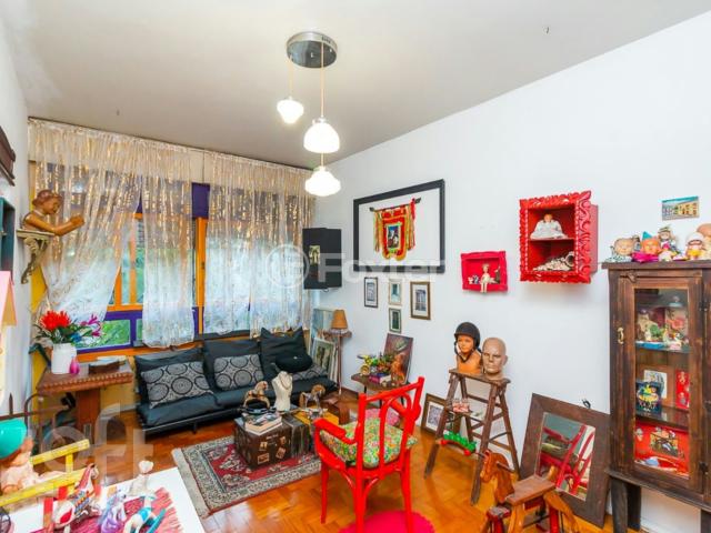 Apartamento com 3 dormitórios em Porto Alegre