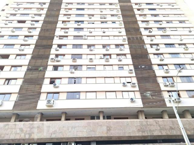 Apartamento com 3 dormitórios em Porto Alegre