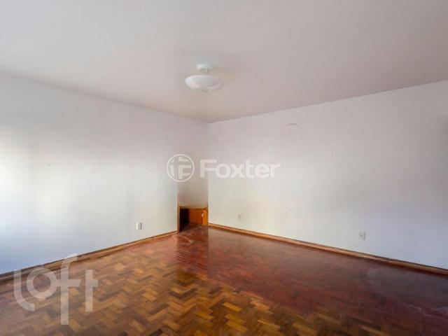 Apartamento com 3 dormitórios em Porto Alegre