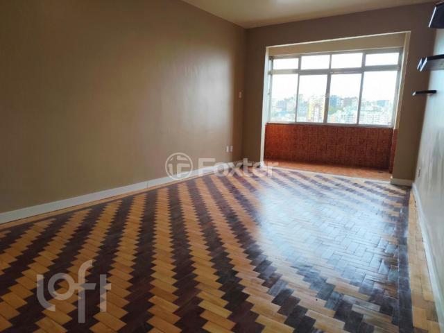 Apartamento com 3 dormitórios em Porto Alegre
