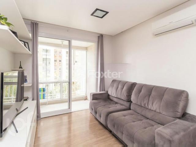 Apartamento com 3 dormitórios em Porto Alegre