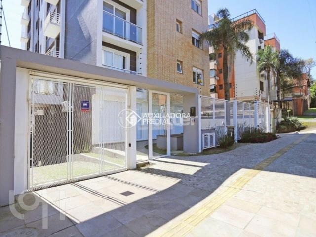 Apartamento com 3 dormitórios em Porto Alegre