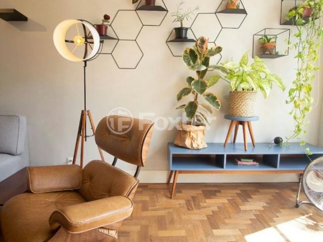 Apartamento com 3 dormitórios em Porto Alegre