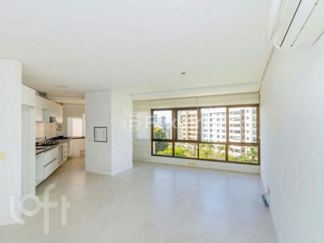 Apartamento com 3 dormitórios em Porto Alegre