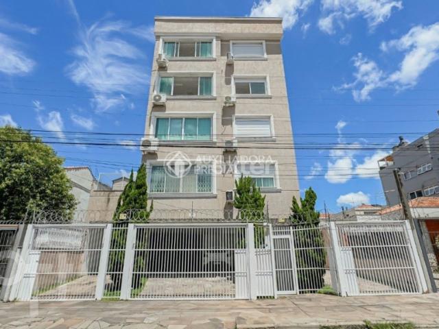 Apartamento com 3 dormitórios em Porto Alegre