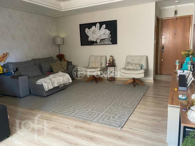 Apartamento com 3 dormitórios em Porto Alegre