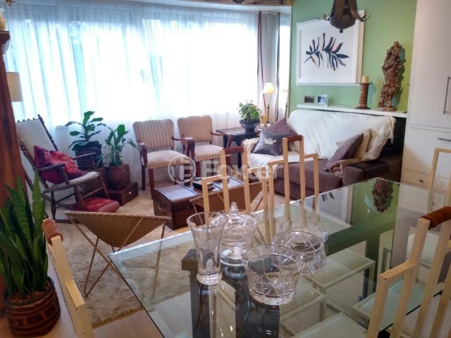 Apartamento com 3 dormitórios em Porto Alegre