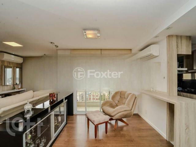 Apartamento com 3 dormitórios em Porto Alegre