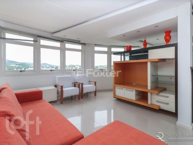 Apartamento com 3 dormitórios em Porto Alegre