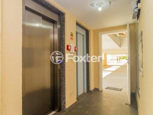 Apartamento com 3 dormitórios em Porto Alegre