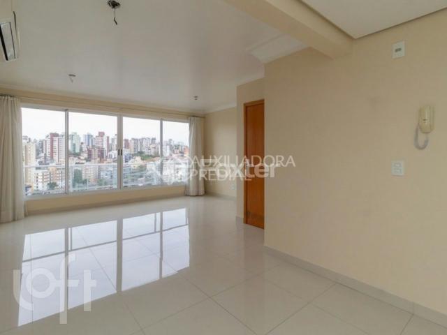 Apartamento com 3 dormitórios em Porto Alegre