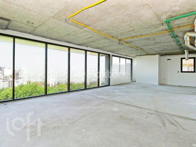 Apartamento com 3 dormitórios em Porto Alegre