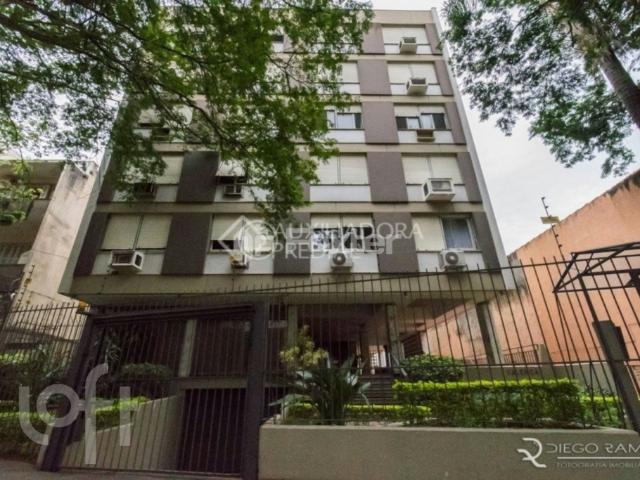 Apartamento com 3 dormitórios em Porto Alegre