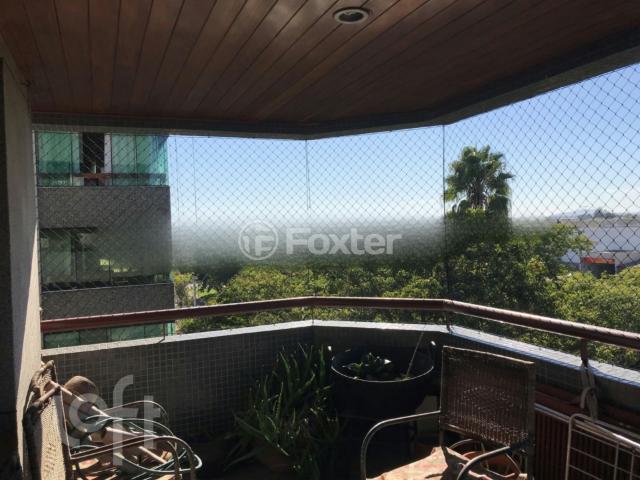 Apartamento com 3 dormitórios em Porto Alegre
