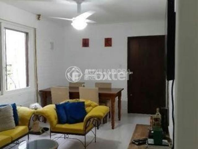 Apartamento com 3 dormitórios em Porto Alegre