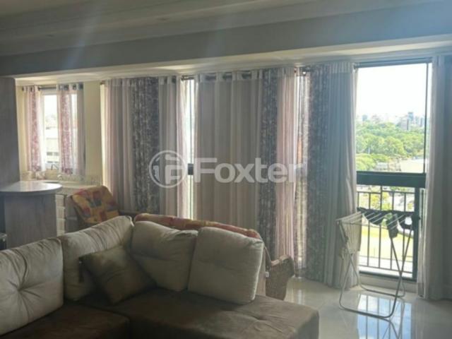 Apartamento com 3 dormitórios em Porto Alegre