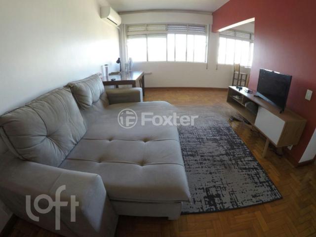 Apartamento com 3 dormitórios em Porto Alegre